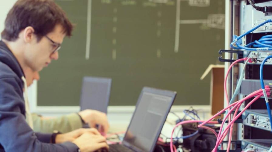 NMCT Meets the Industry ∙ MCT